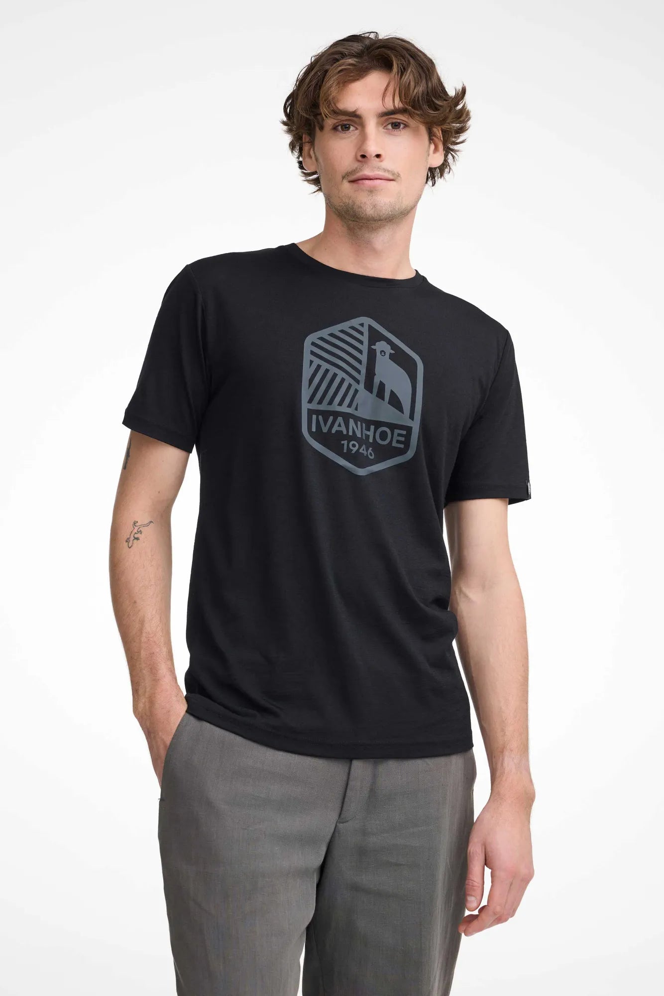 UW Ceasar Shield, 100% extra fin merino ull – Ivanhoe of Sweden